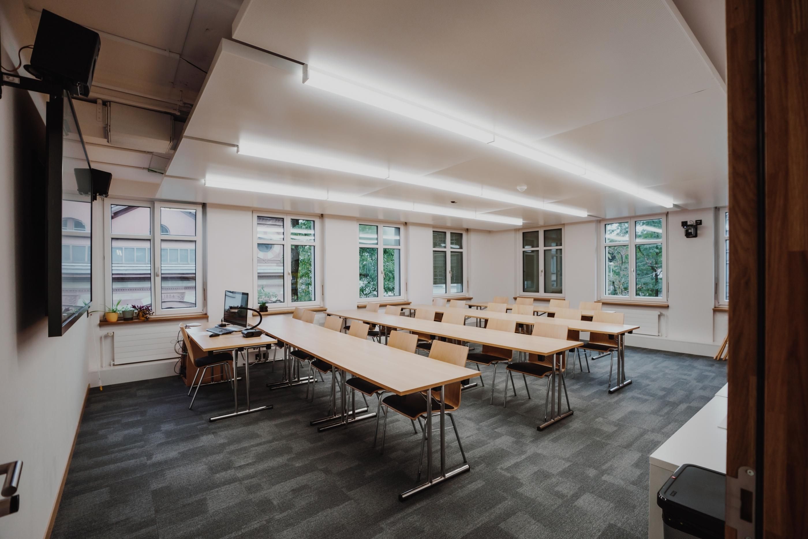 Academic Gateway AG Klassisches Schulzimmer 4 mieten in Zürich