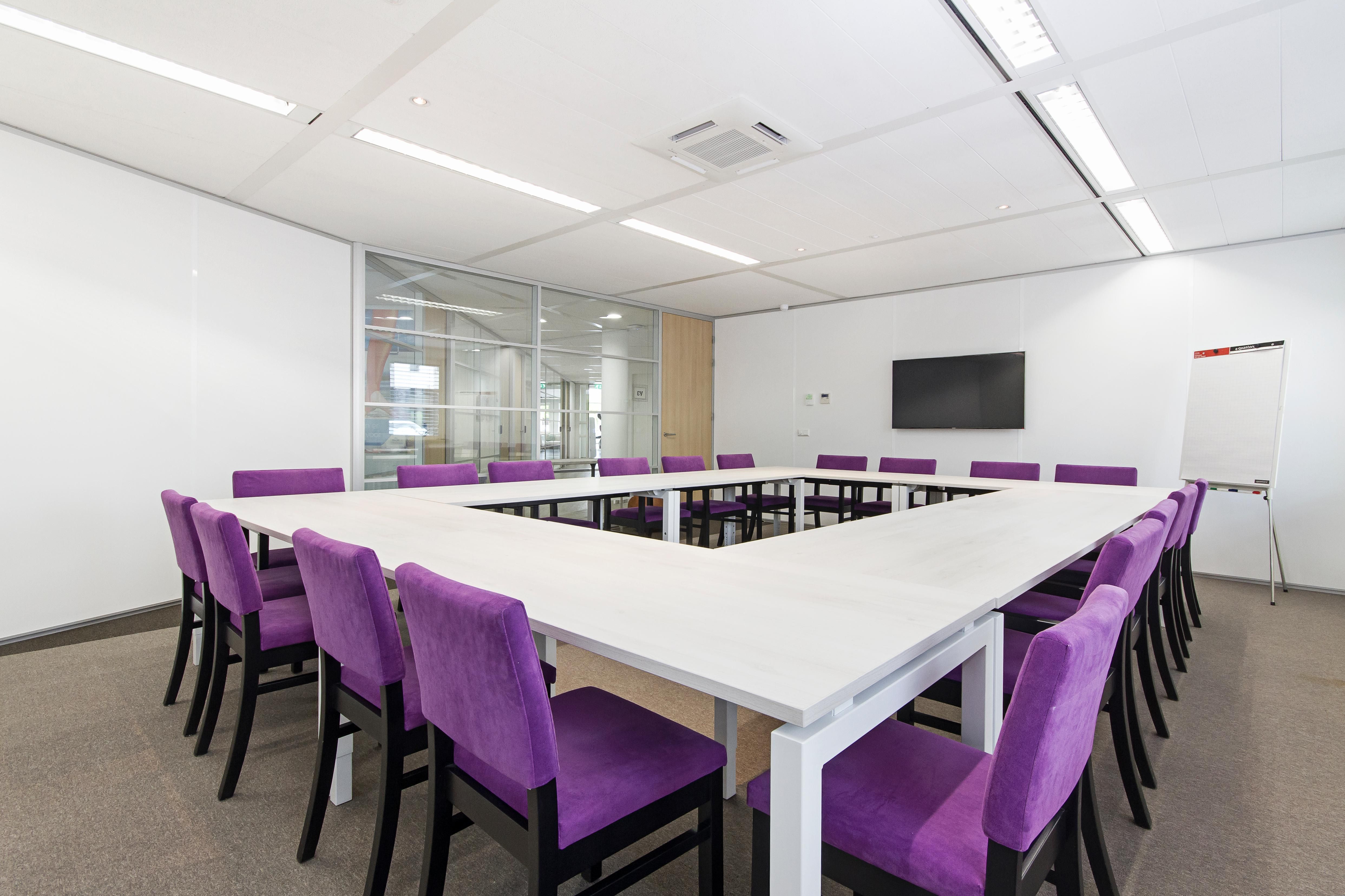 Rent HNK Hoofddorp Vergaderruimte V3 Hoofddorp Hoofddorp | Spacebase