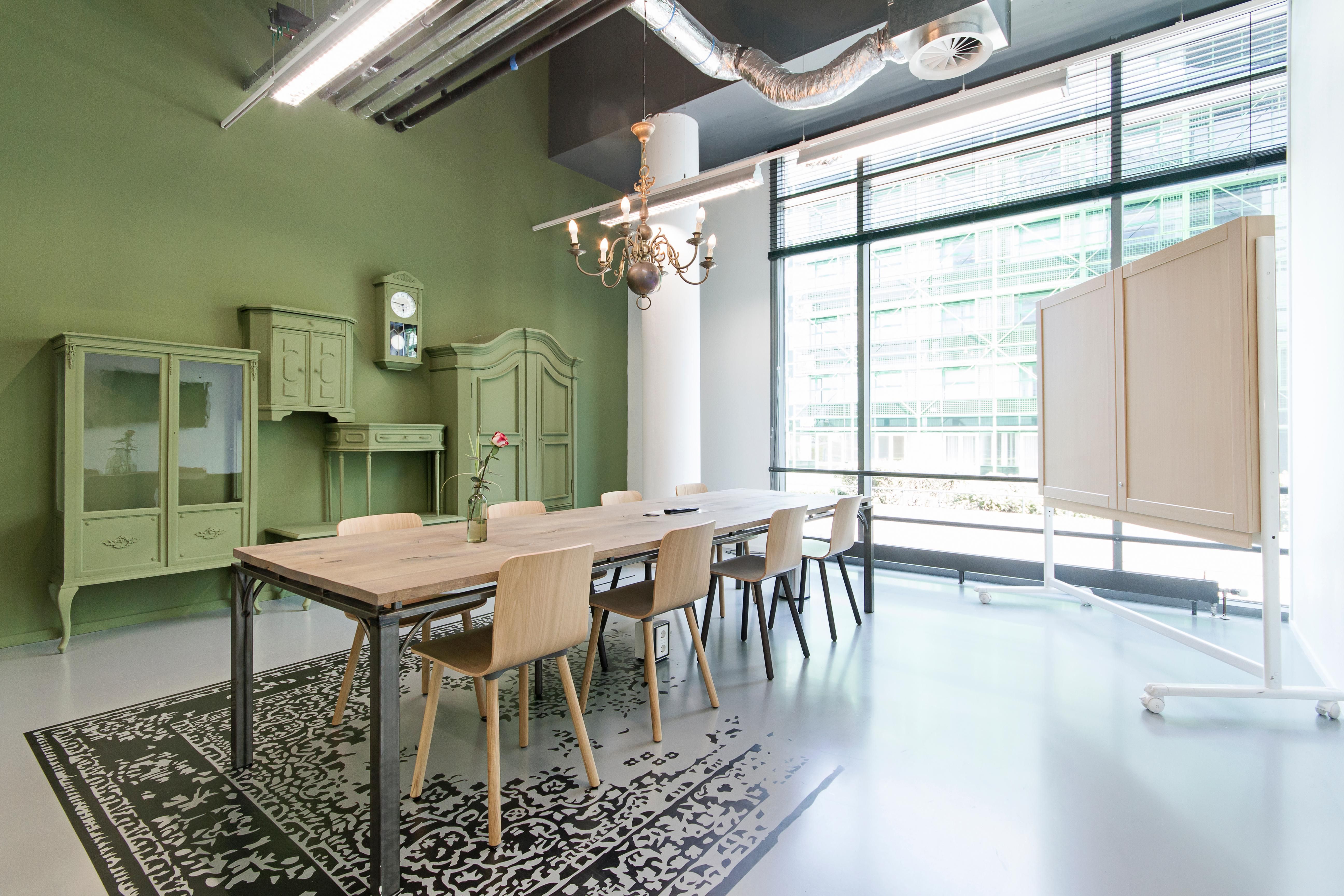 Rent HNK Den Haag V2/V3 HNK Den Haag The Hague | Spacebase