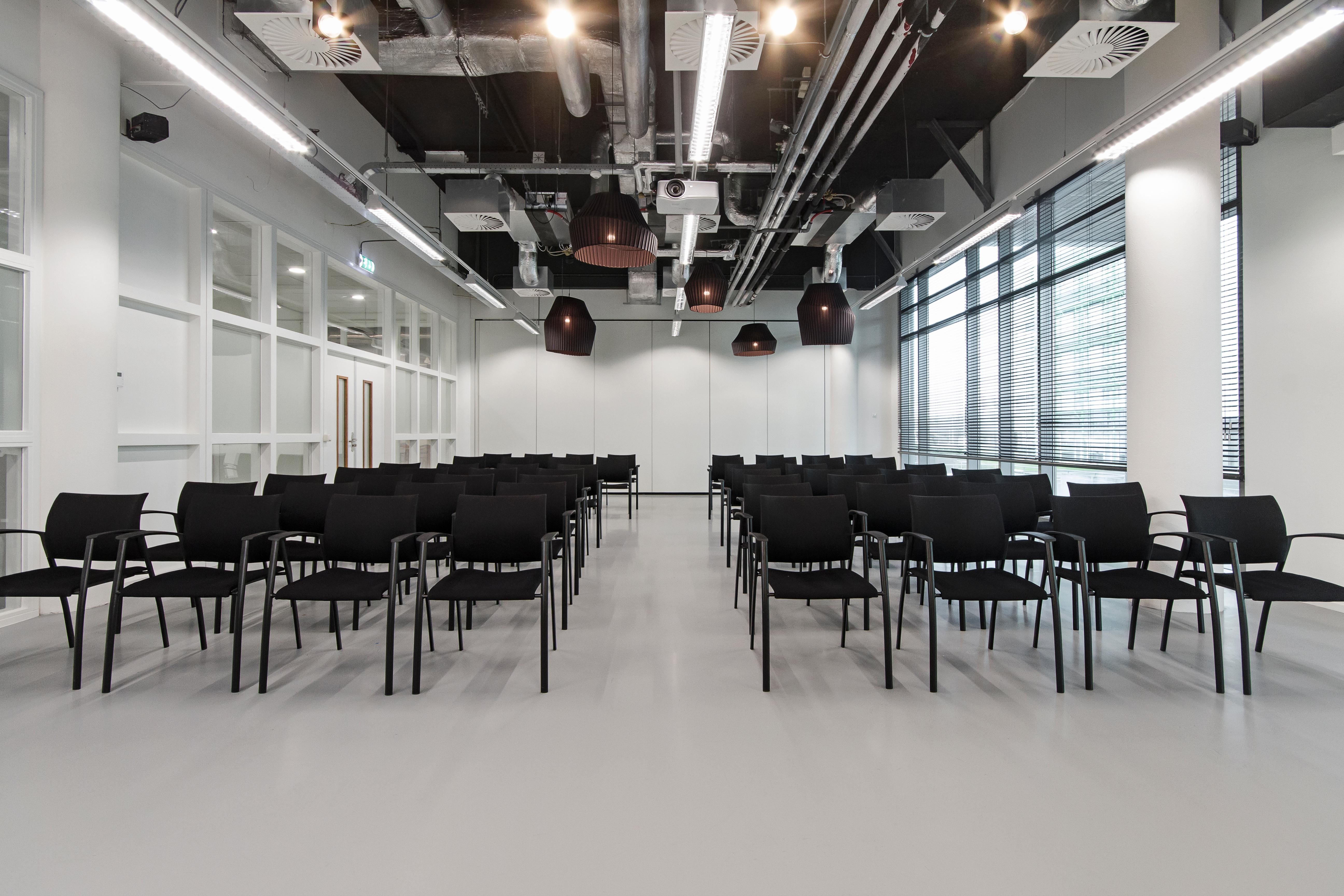 Rent HNK Den Haag V8 HNK Den Haag The Hague | Spacebase