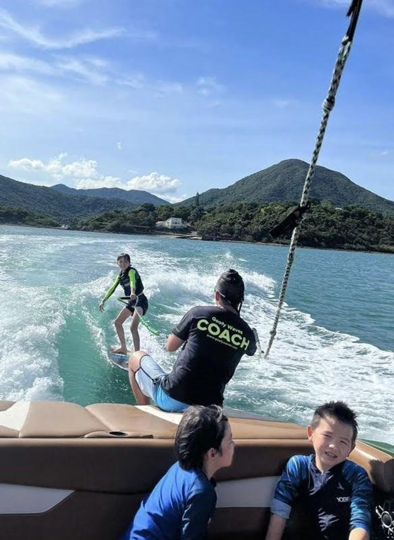 Goofy Waves Watersports Club Boat Chartering for Wakesports à | Spacebase