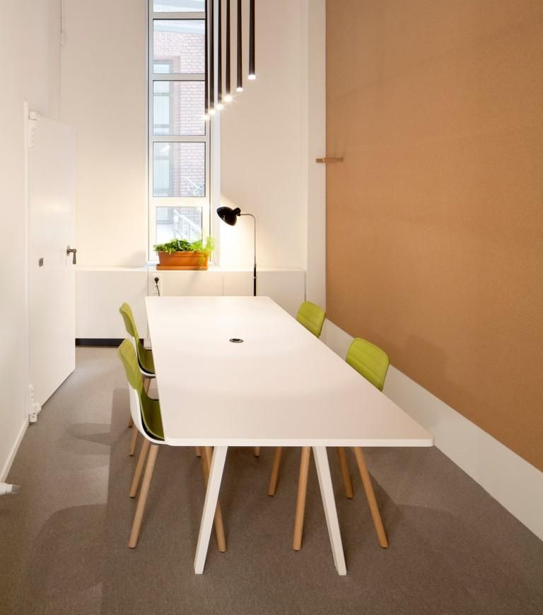 Rent Spaces Den Haag Rode Olifant Meeting room 1 Den Haag | Spacebase