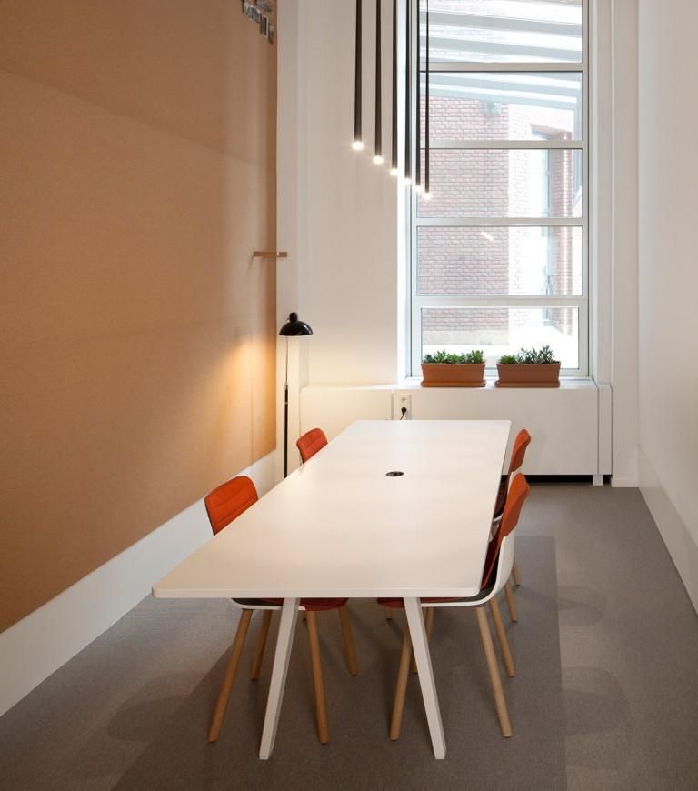 Rent Spaces Den Haag Rode Olifant Meeting room 2 Den Haag | Spacebase