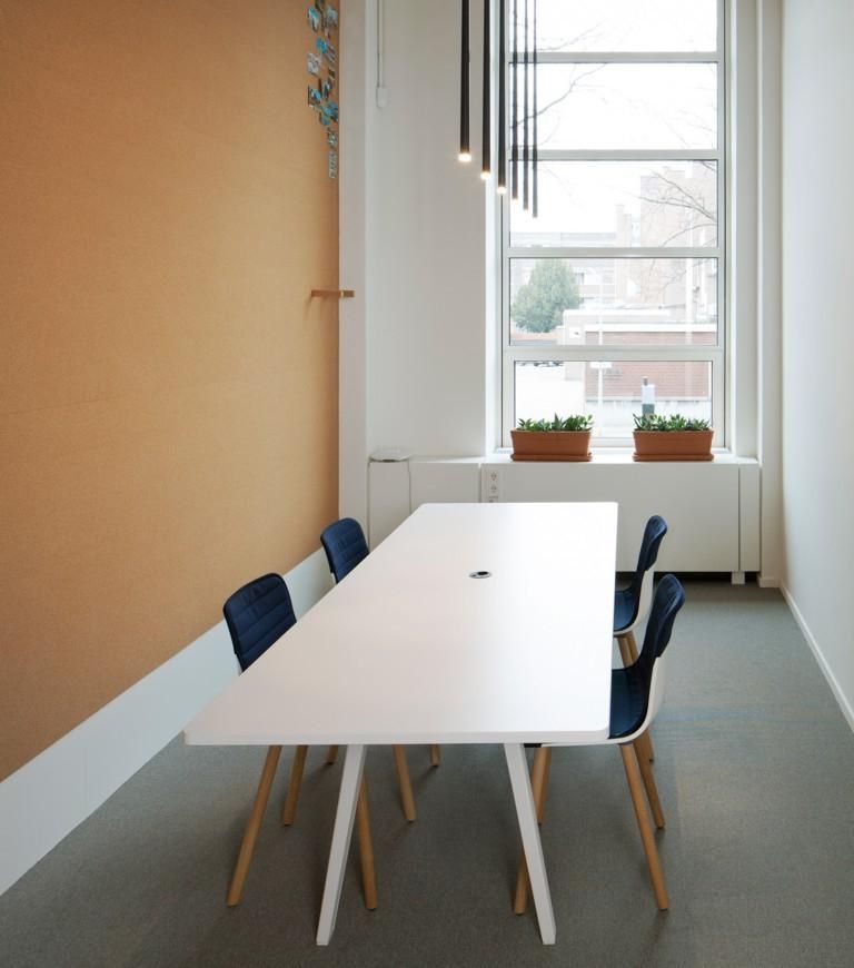 Spaces Den Haag Rode Olifant Meeting room 3 mieten in Den Haag