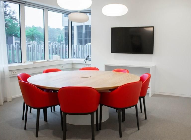 Amsterdam Spaces Zuidas Meeting Room 12 mieten in Amsterdam