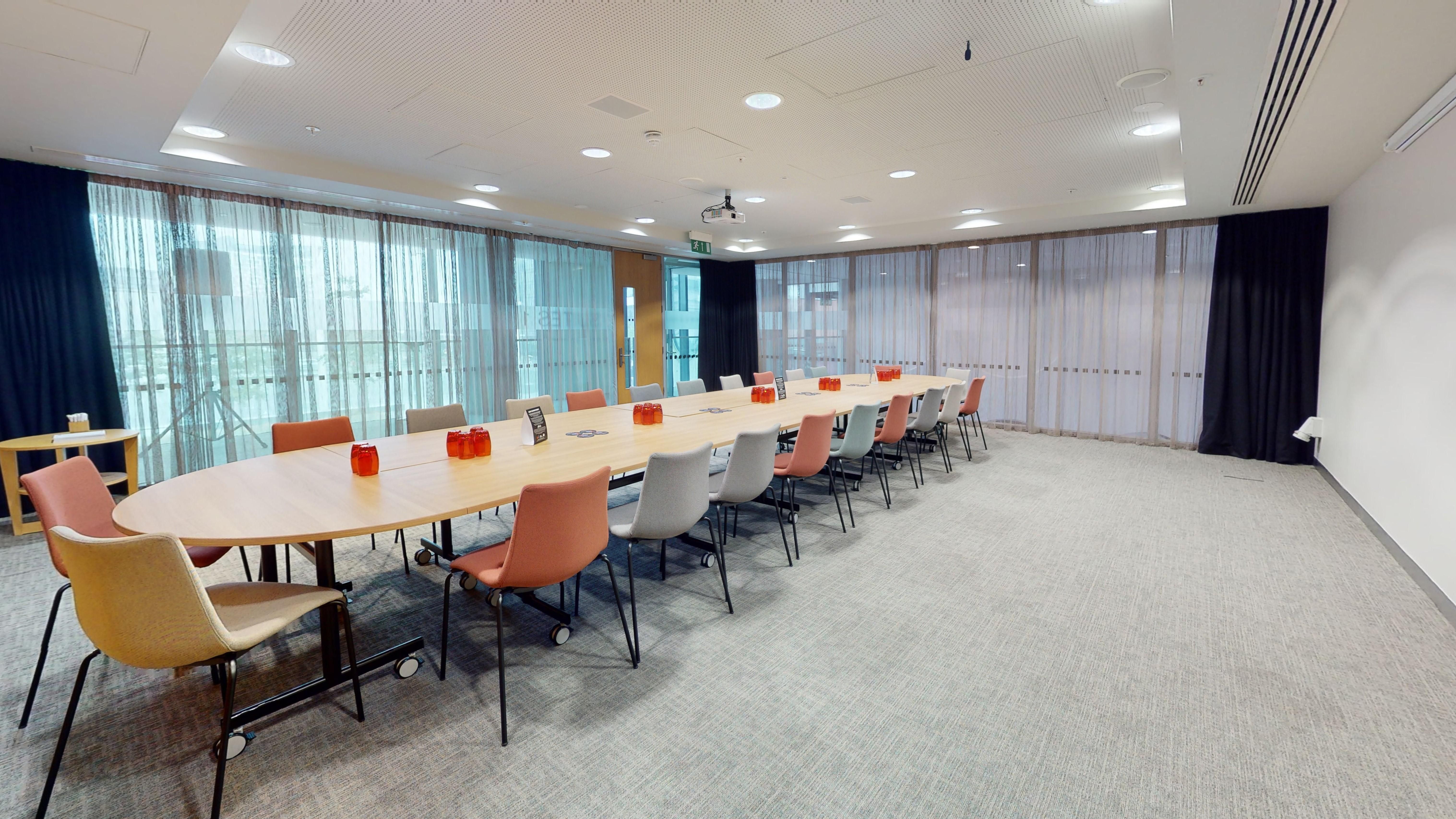 Unique Venues Birmingham Meeting Room 1 mieten in Birmingham