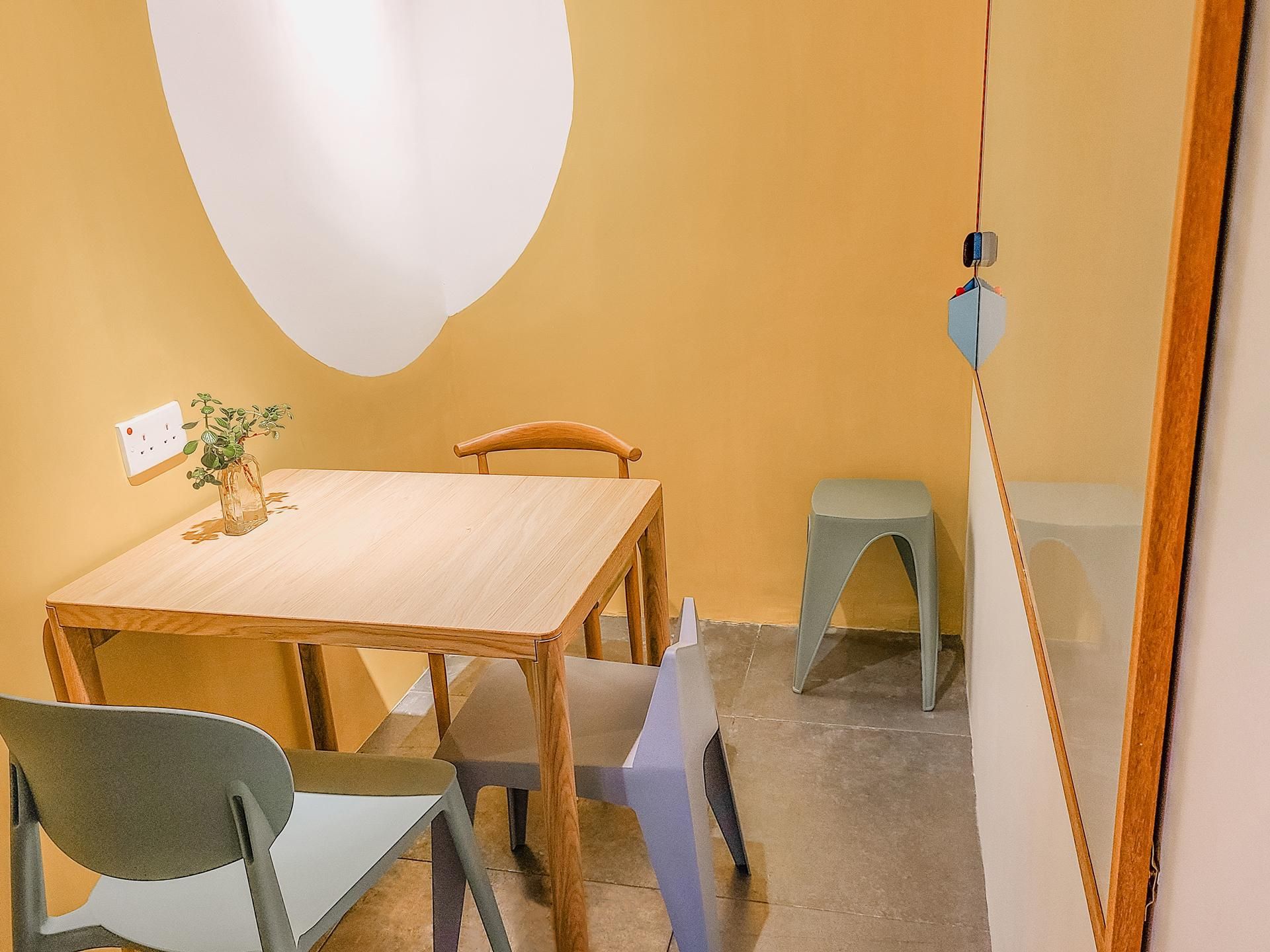 Rent Desk-one Sha Tin Jupiter Room | Spacebase