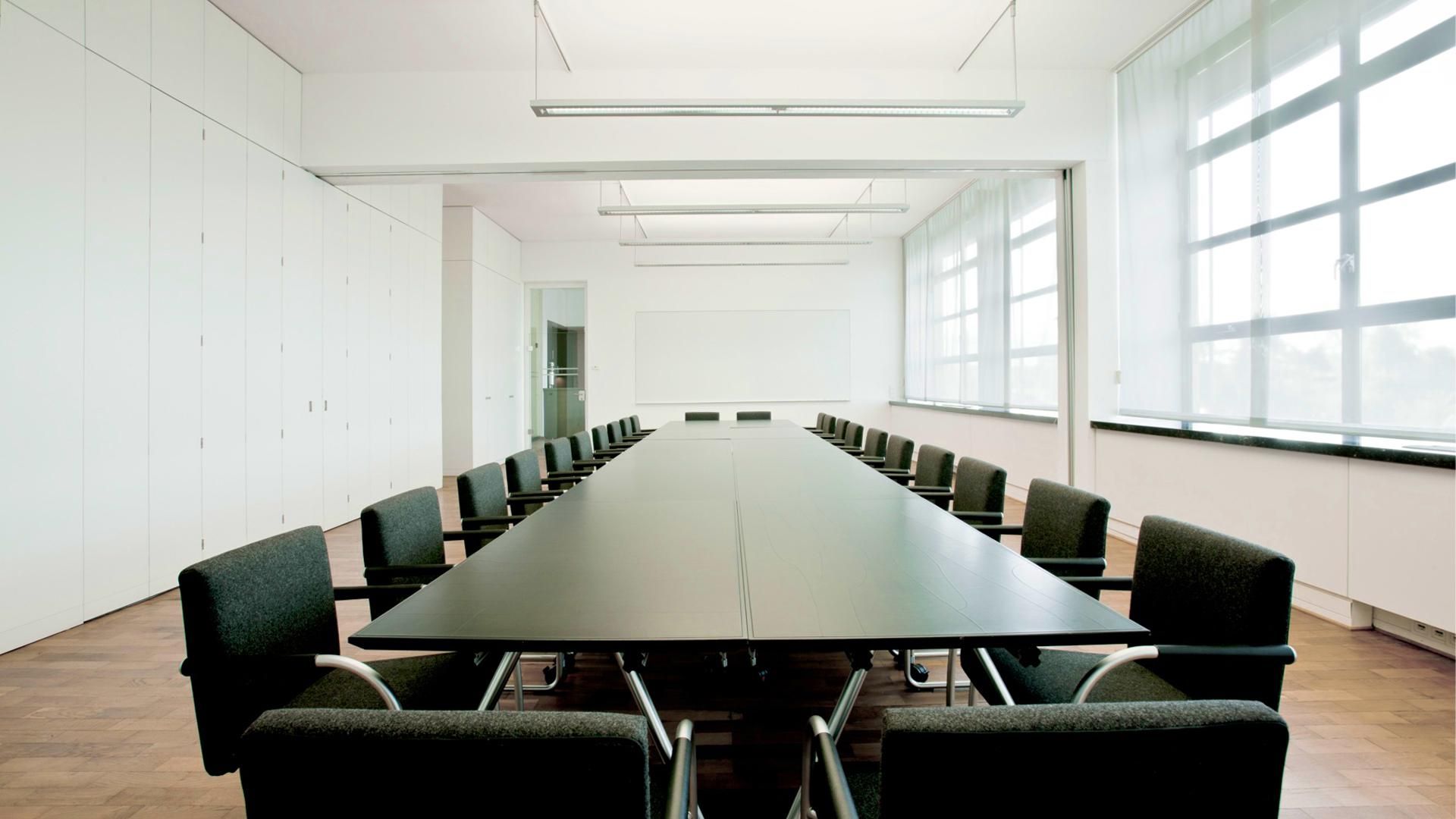 Rent Mies van der Rohe Business Park B1.306 Meetingroom Large | Spacebase
