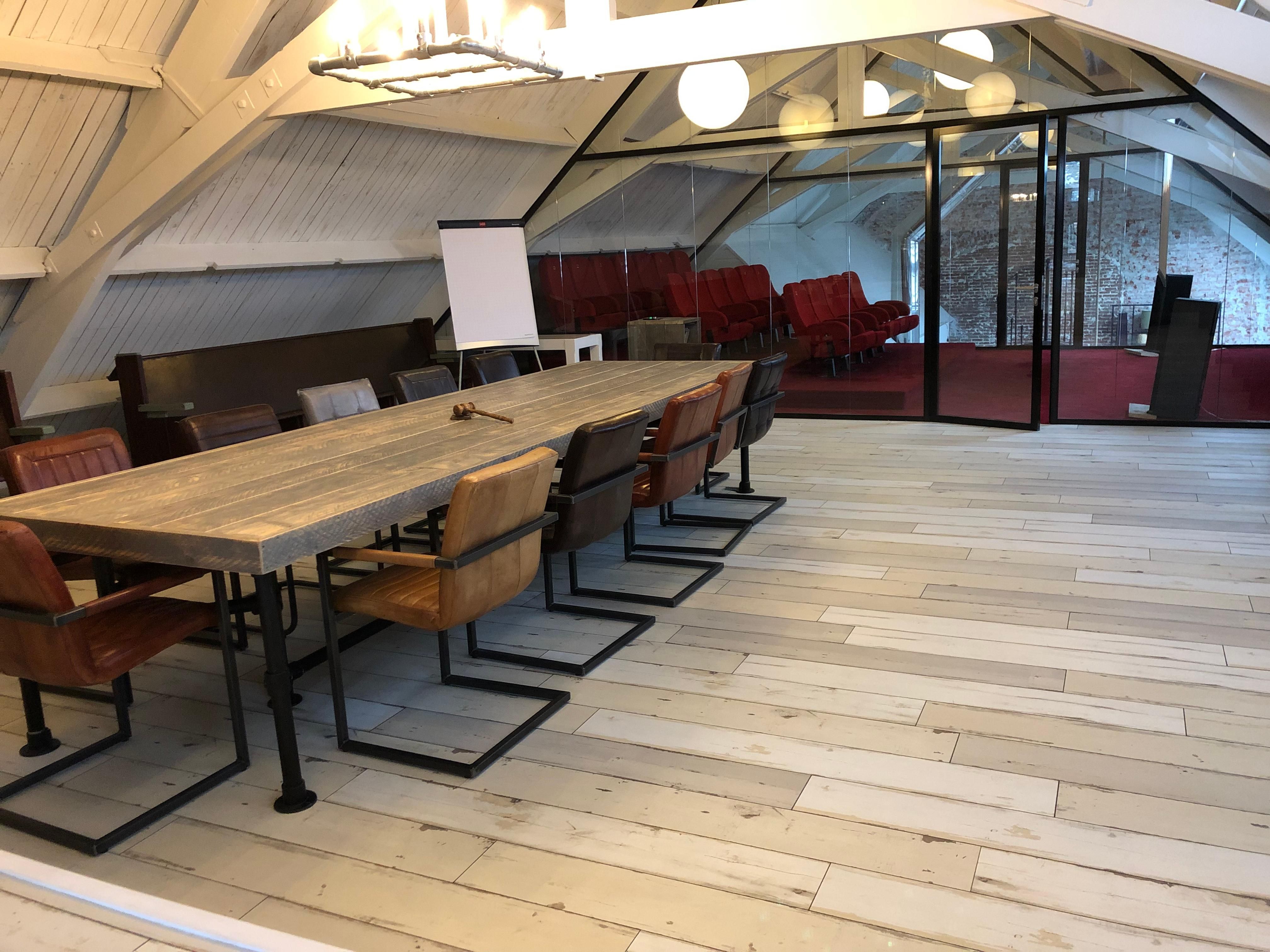 B&B de Petrakerk Vergaderzaal op zolder mieten in Rijnsburg