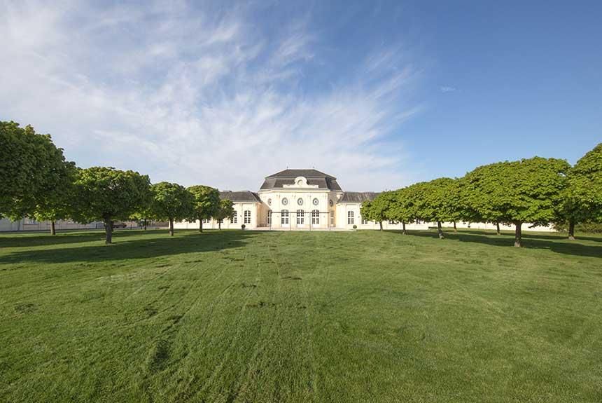 Rent Conference Center Laxenburg Festwiese | Spacebase