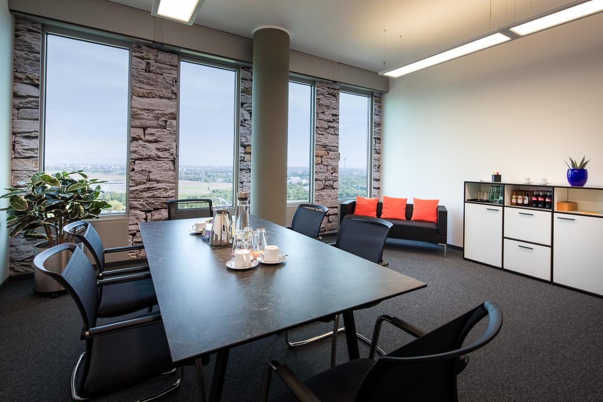 Rent ecos work spaces in Frankfurt-Eschborn Raum Stein Eschborn | Spacebase