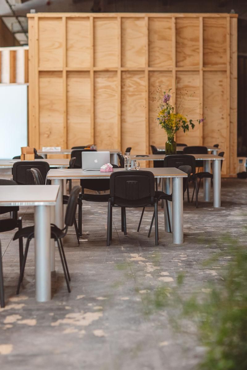 Rent Huidenclub Flex desk area Rotterdam | Spacebase