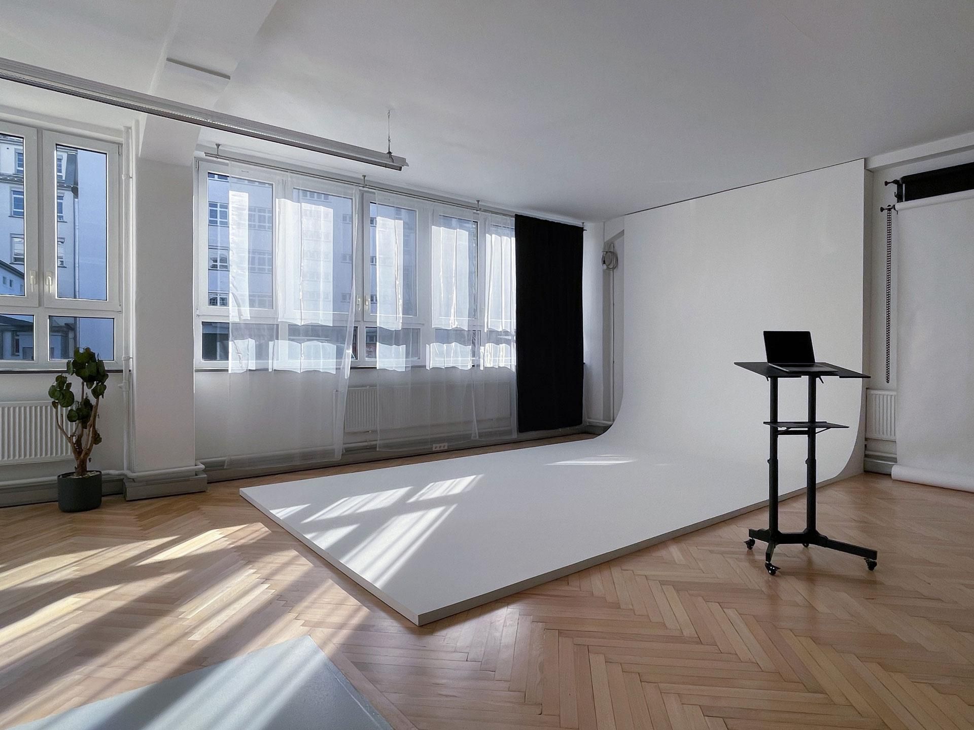 Rent Fox Corner Studio Studio Stuttgart | Spacebase