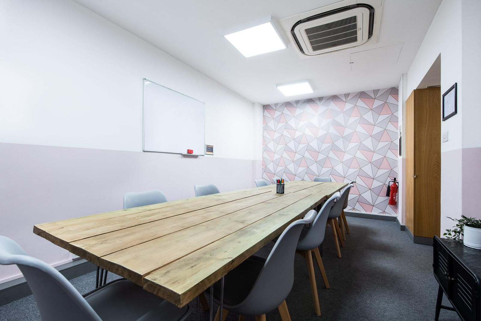 Rent Soho Meeting Rooms Richard London | Spacebase