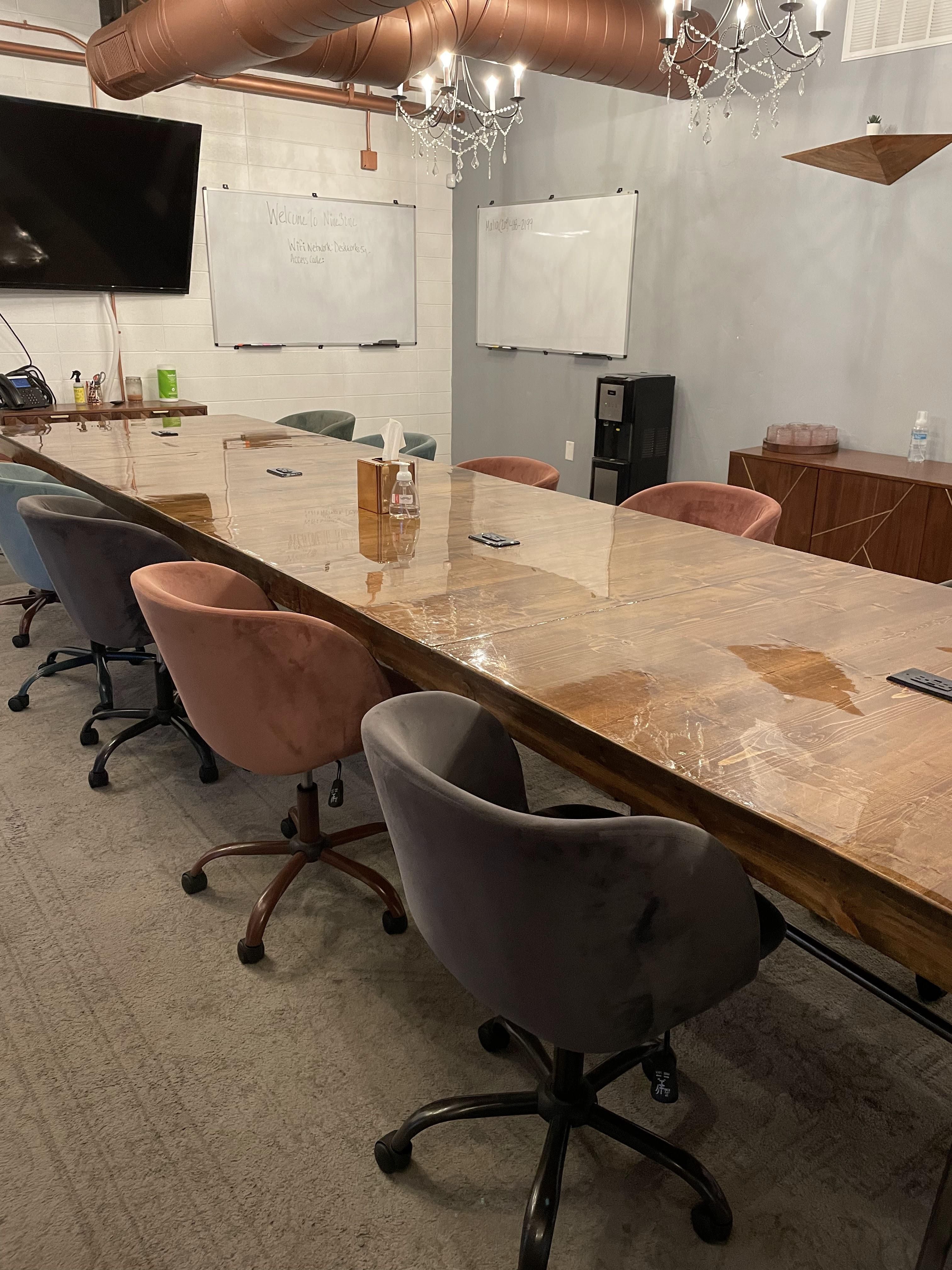 Rent Nine3One The Cactus Conference Room Modesto | Spacebase
