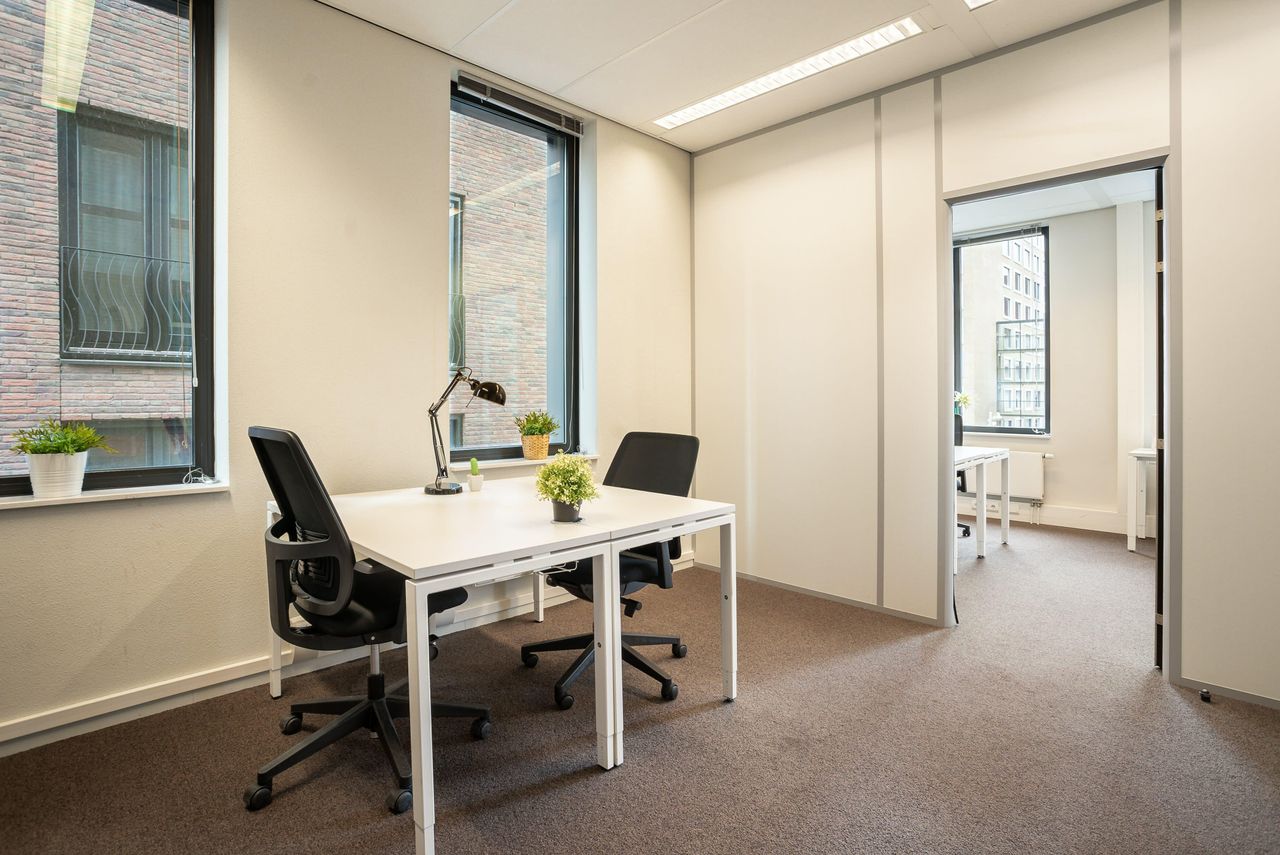 Regus Tilburg Central Station Tilburg - Book Venue Online