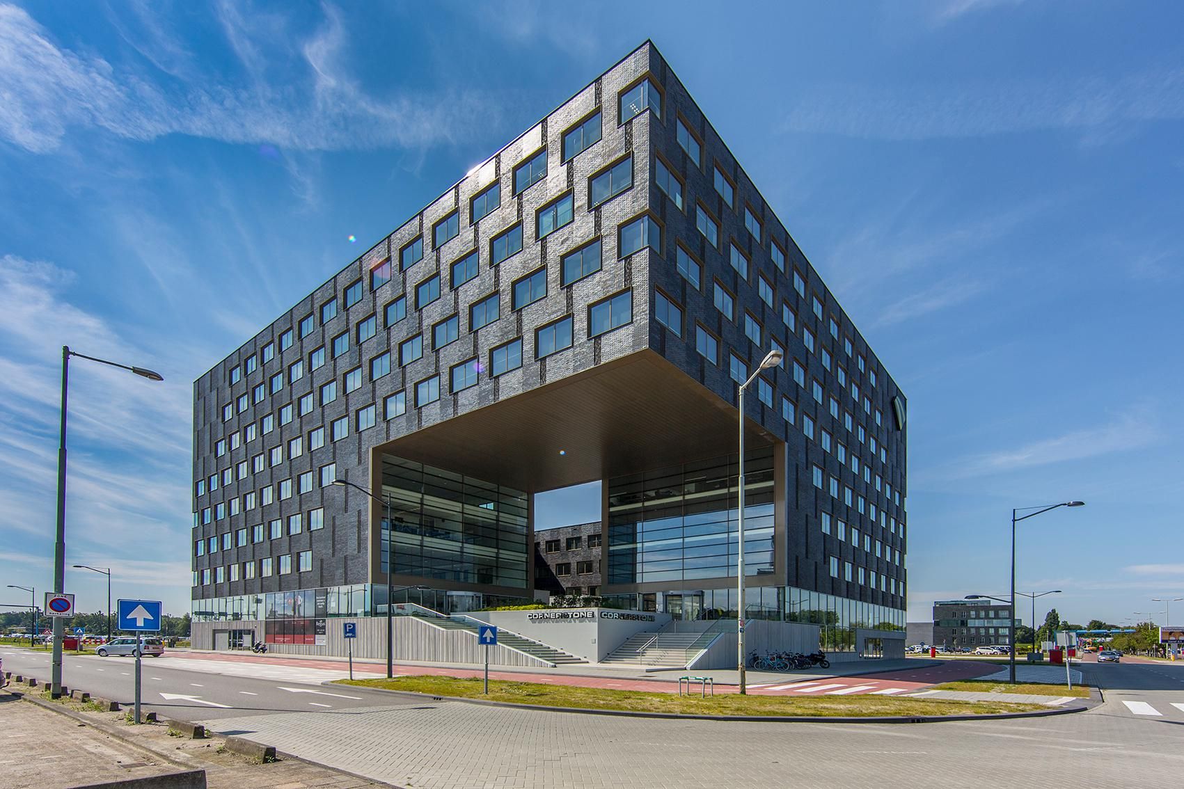 Regus Rotterdam Airport Dagkantoor 2 mieten in Rotterdam