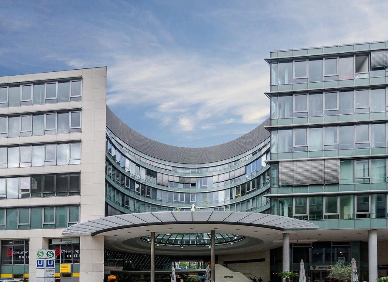 Regus Stuttgart, City Plaza - Book Venue Online