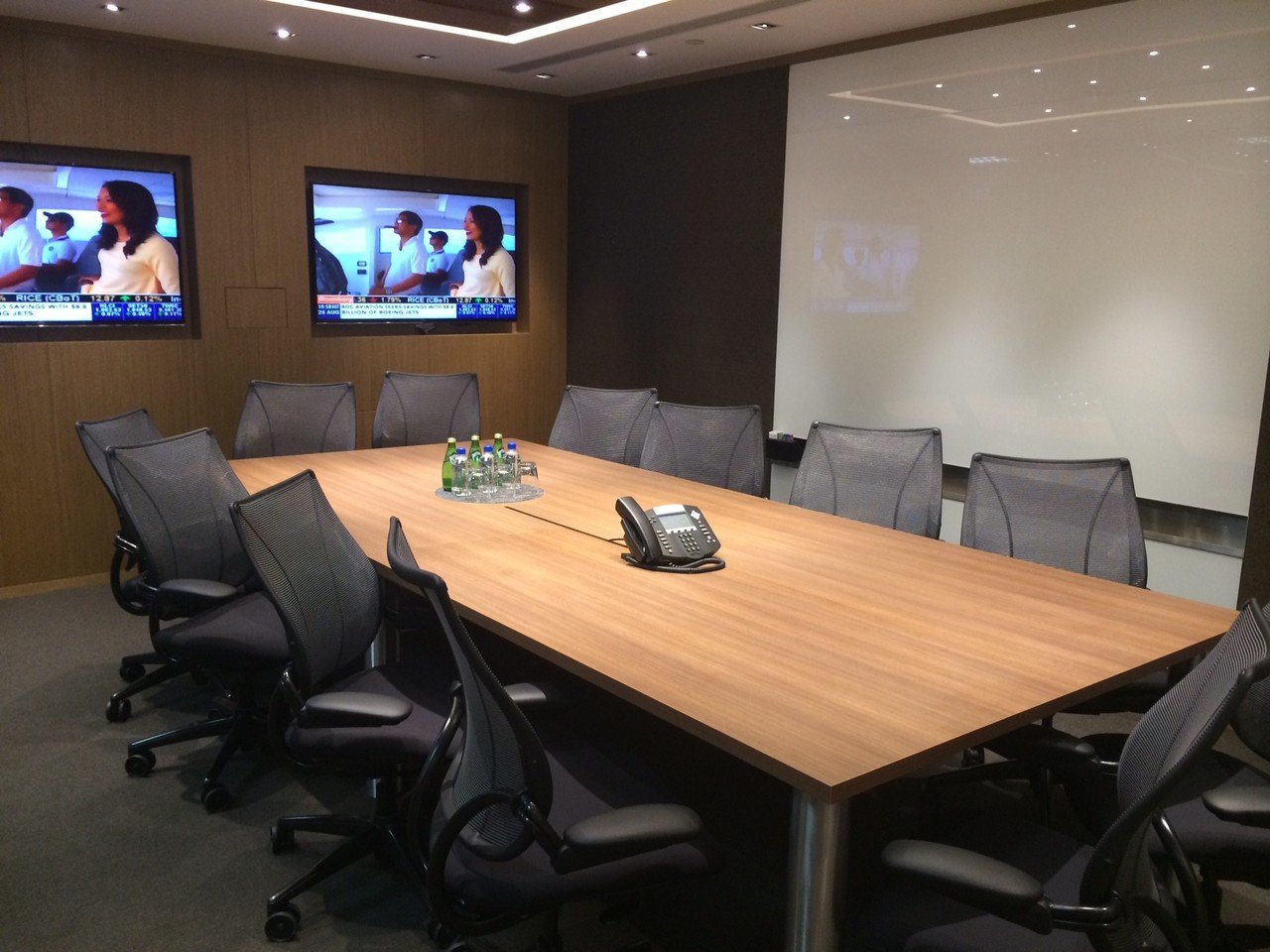 Rent Silvercord Tower 2, 4 PAX 12 PAX Hong Kong | Spacebase
